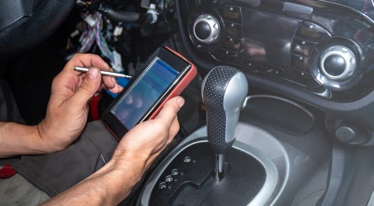U1000 Code: Meaning, Symptoms, Causes, Fixes, Repair Cost